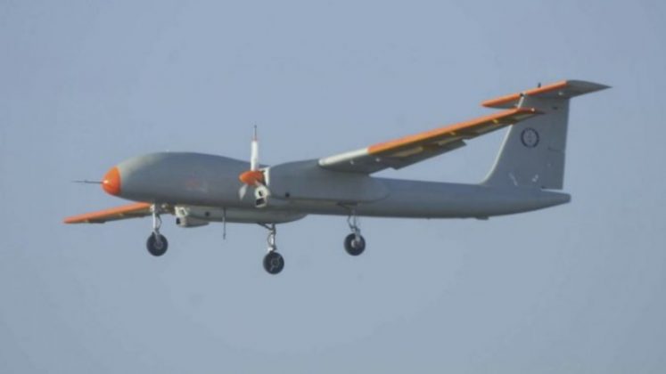 Rustom-II UAV Tuntaskan Penerbangan Perdana - HobbyMiliter.com