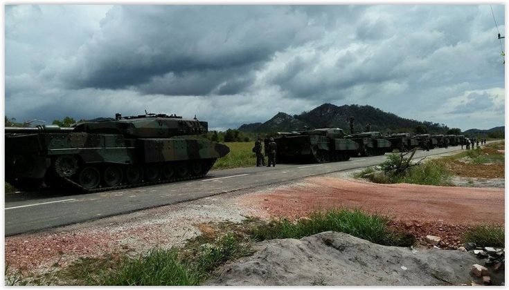 Foto Foto Tank Leopard 2RI TNI AD dalam Latihan Militer Indonesia di ...