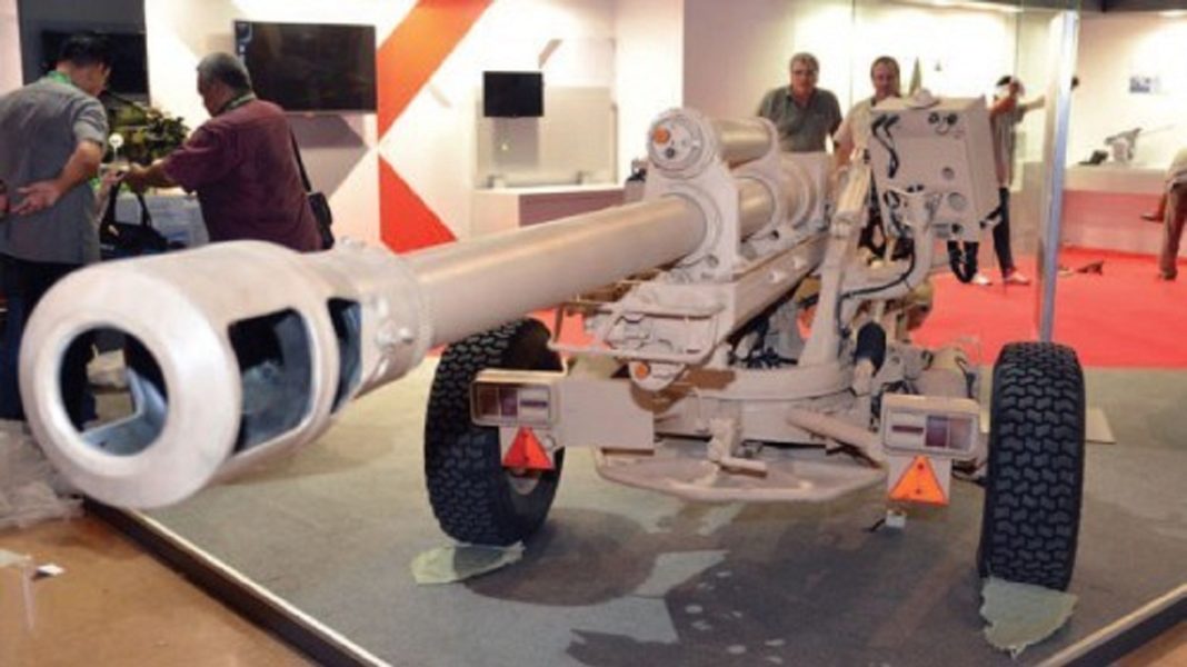 Yon Armed TNI AD Tertarik dengan LG-1 MK III: Howitzer 105mm ...