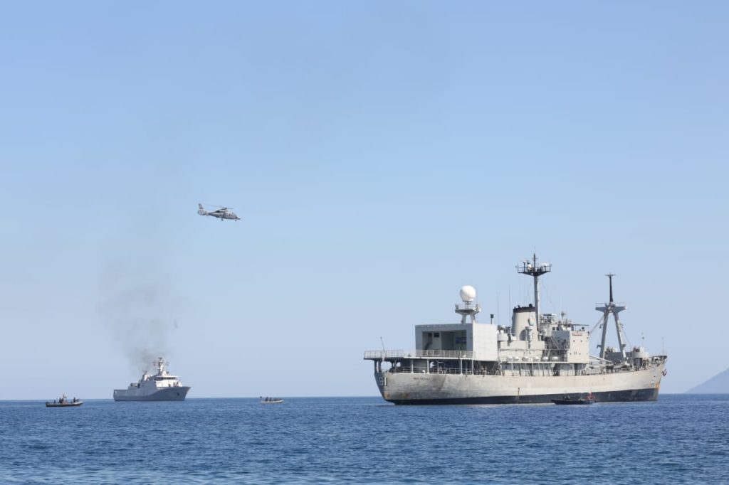 KRI Multatuli 561, Kapal Legendaris TNI AL - HobbyMiliter.com